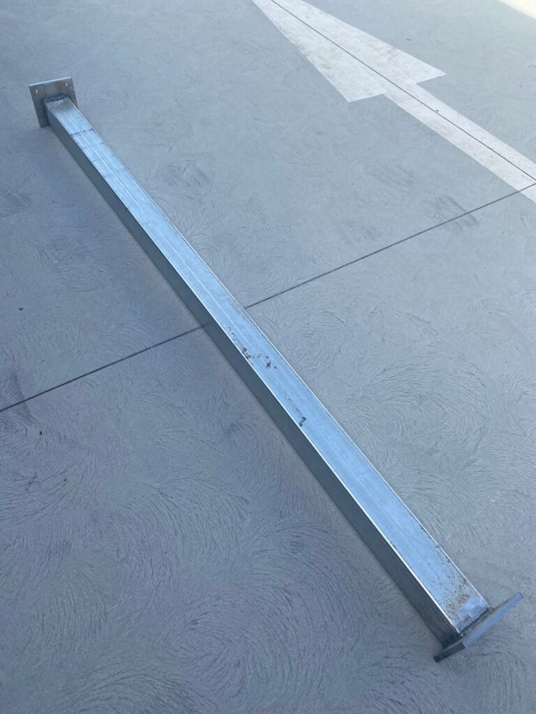 Post with plate - DIY Steel Supply