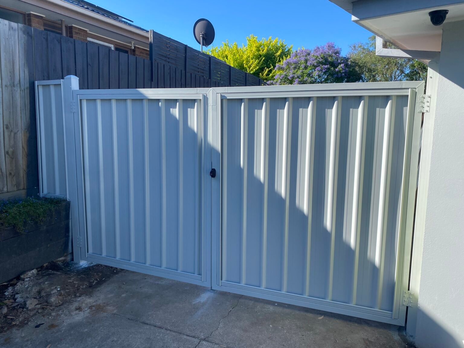 Colorbond Fence and Gate - DIY Steel Supply